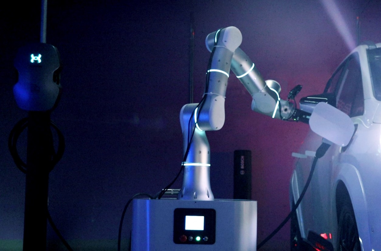 Flexiv | Autonomous Car EV Charging Robot